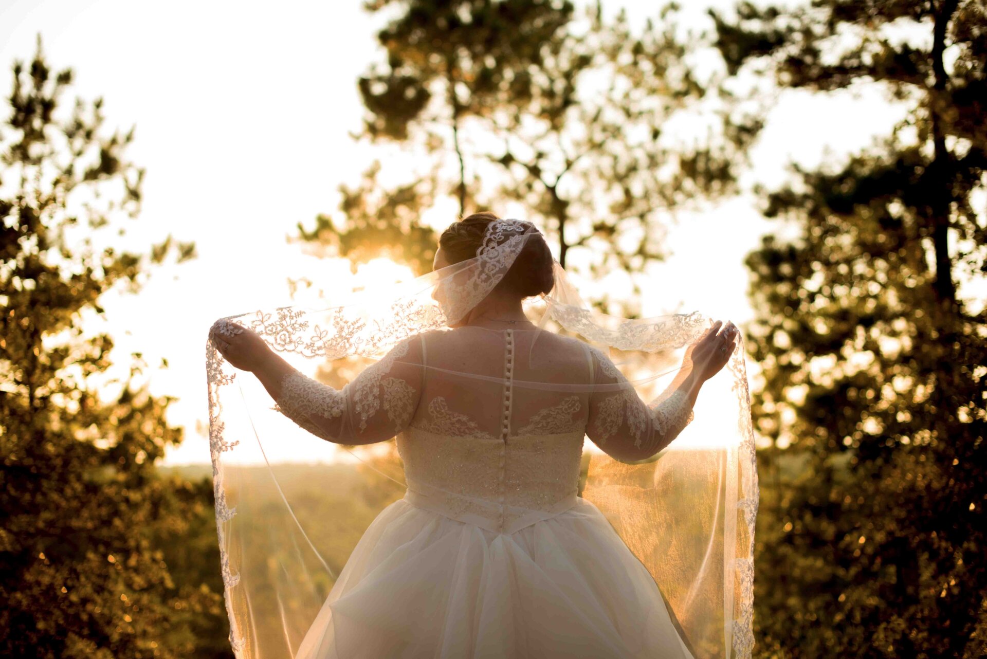 How To Take Photos During Golden Hour - The Golden Hour Adventurer