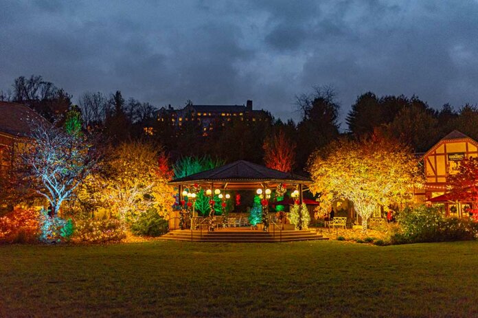 Why You Should Visit Biltmore Estate in the Fall - The Golden Hour ...